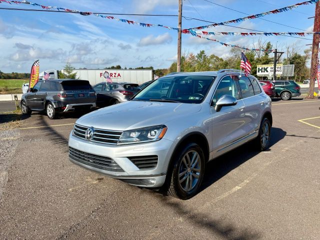 Used Volkswagen Touareg Lux For Sale in Allentown, PA | Auto Navigator