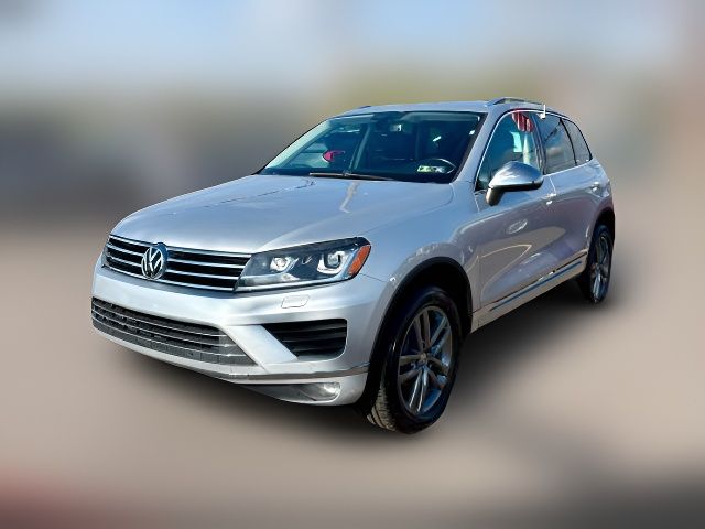 Used Volkswagen Touareg Lux For Sale in Allentown, PA | Auto Navigator