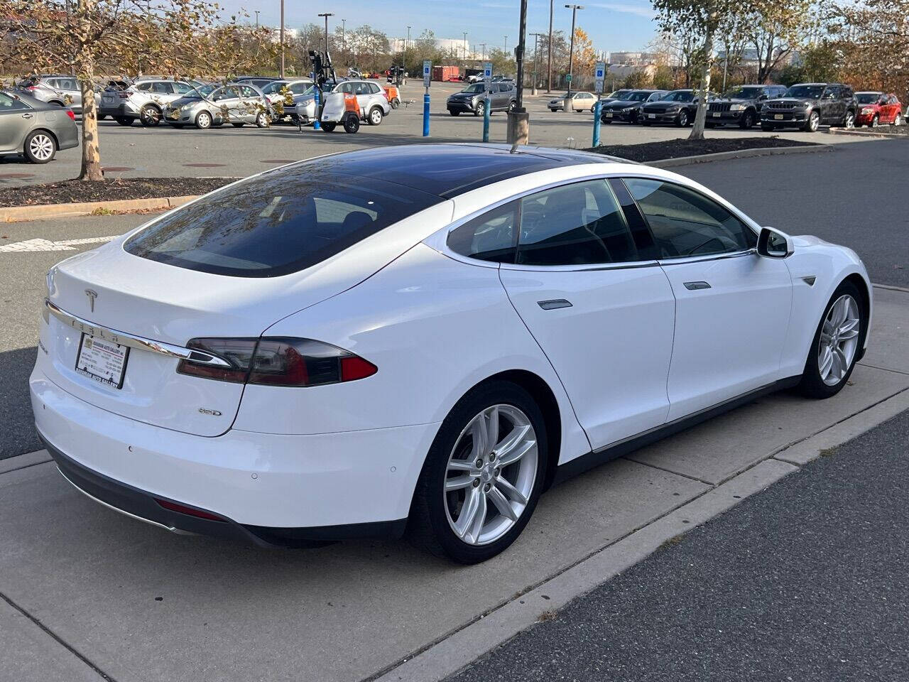 2016 tesla model s 85d store