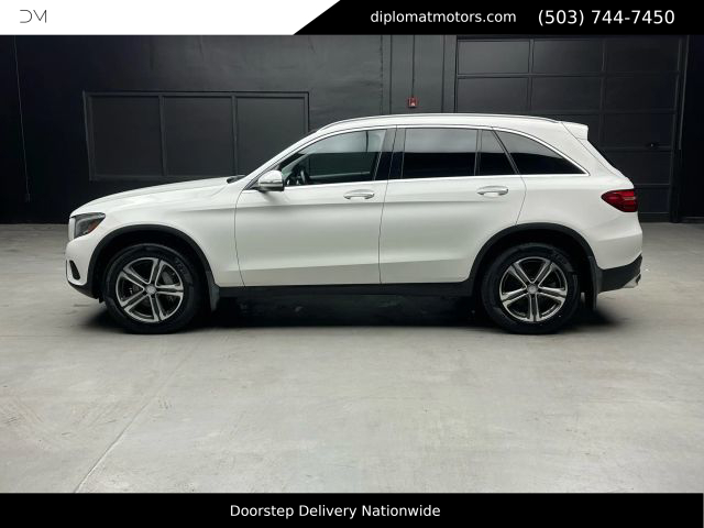 Used 2017 Mercedes-Benz GLC 300 For Sale in Troutdale, OR | Capital One ...