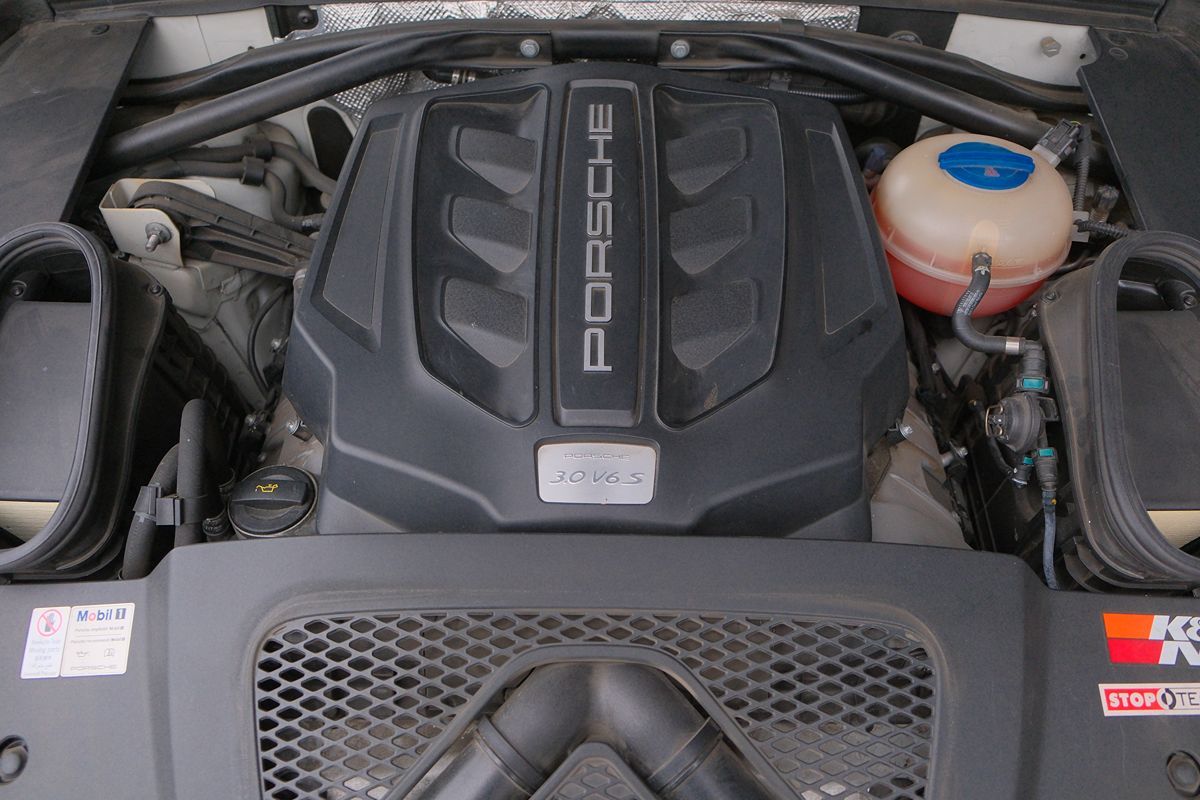 Used 2017 Porsche Macan S For Sale in Glendale, CA | Capital One Auto ...