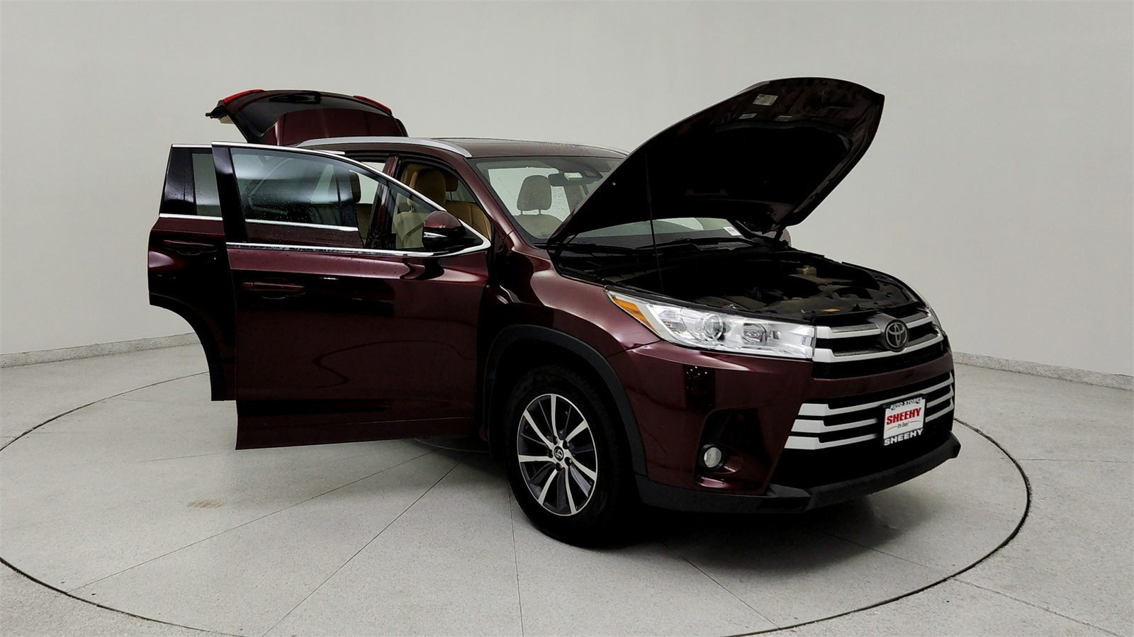 Used 2017 Toyota Highlander XLE For Sale in Laurel, MD | Capital One ...