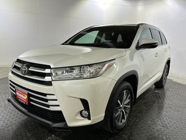 Used 2017 Toyota Highlander SUV For Sale in Brooklyn, NY | Auto Navigator