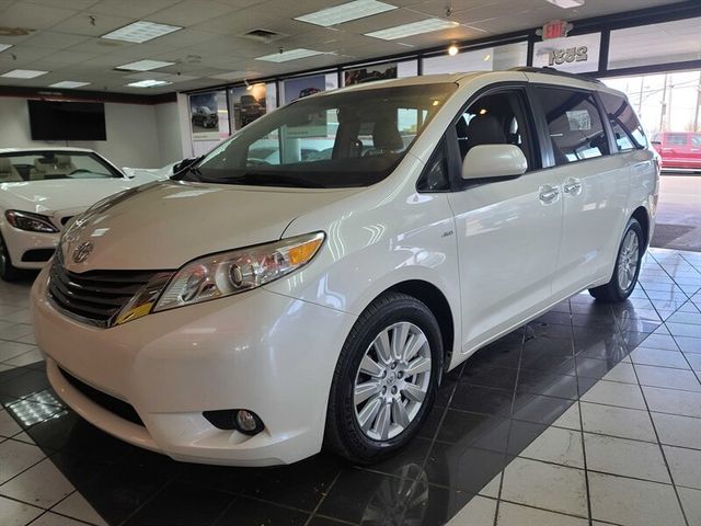 Used Toyota Sienna for Sale in Hamilton, OH | Capital One Auto Navigator