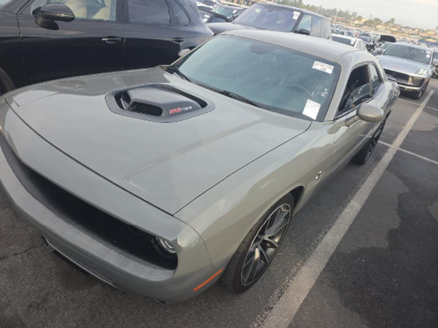 Used 2018 Dodge Challenger 392 Hemi Scat Pack Shaker Coupe For Sale in ...