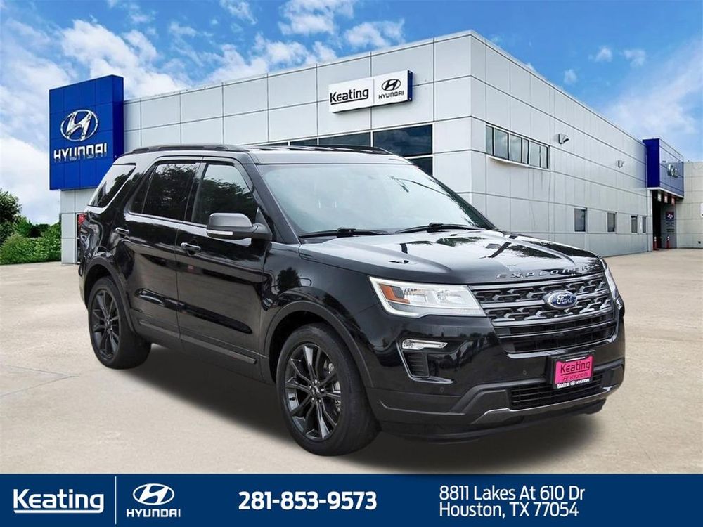 Used 2018 Ford Explorer XLT For Sale in Houston, TX | Capital One Auto ...