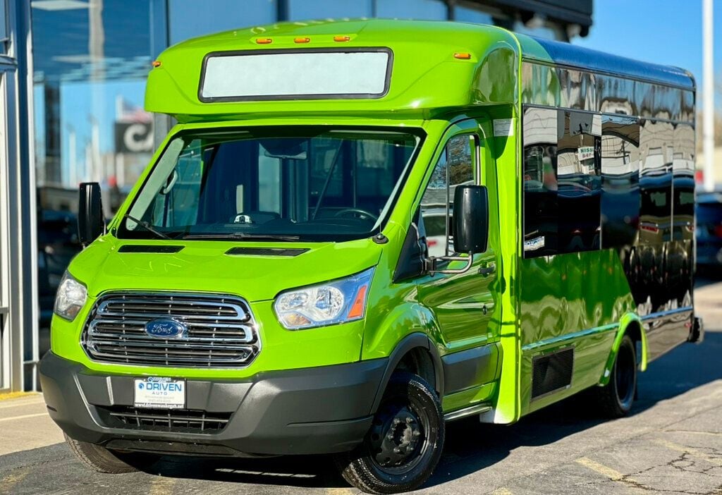 Used 2018 Ford Transit Base For Sale in Waukegan, IL | Capital One Auto ...