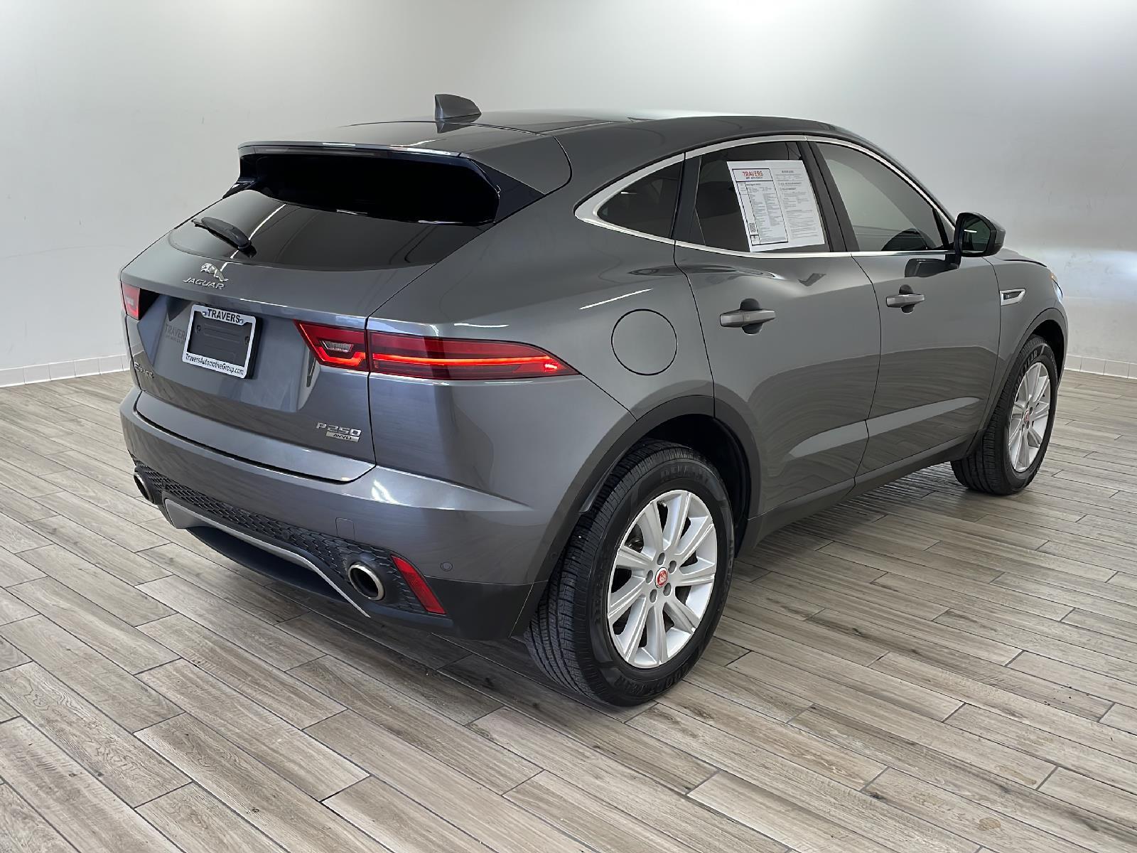 Jaguar e pace corris grey store