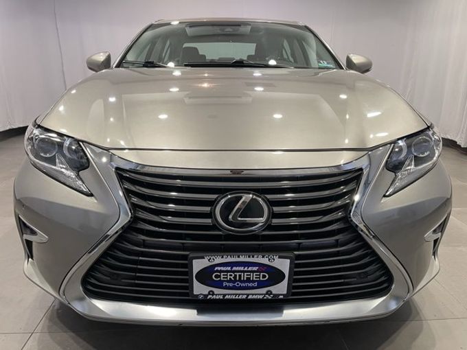 Used 2018 Lexus ES 350 For Sale in WAYNE, NJ | Capital One Auto Navigator