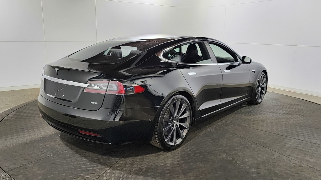 Model s 2018 used store