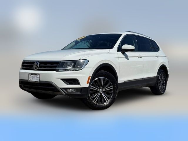 Used White Volkswagen Passat SEL For Sale in Chicago, IL | Auto Navigator