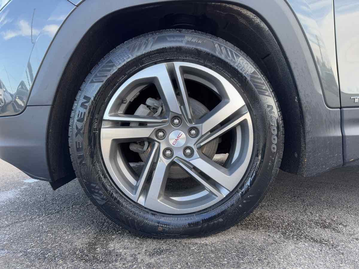 Used 2019 GMC Terrain SLT For Sale in Chicago, IL | Capital One Auto ...