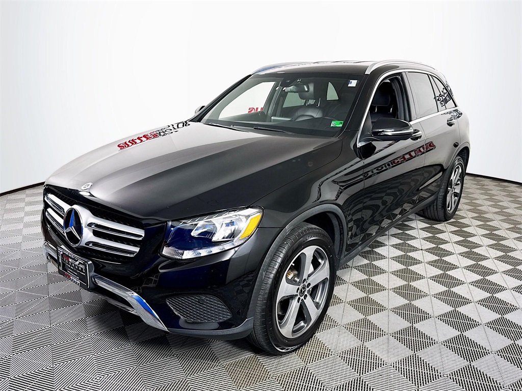 Used 2019 Mercedes-Benz GLC 300 For Sale in Leesburg, VA | Capital One ...