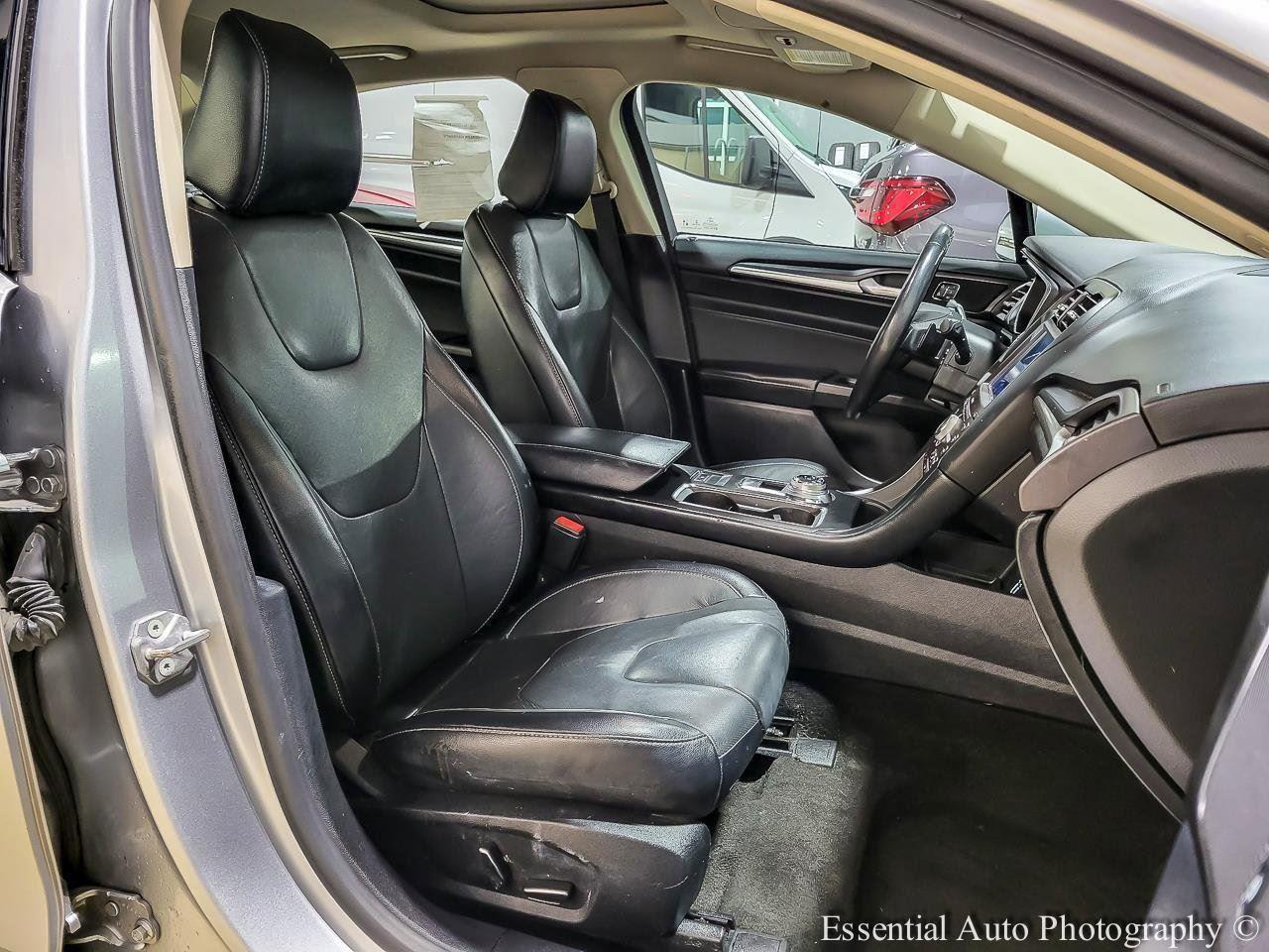 Used 2020 Ford Fusion Titanium For Sale in Matteson, IL | Capital One ...