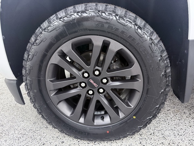 Used 2020 GMC Canyon SLE For Sale in Clarksville, TN | Capital One Auto ...