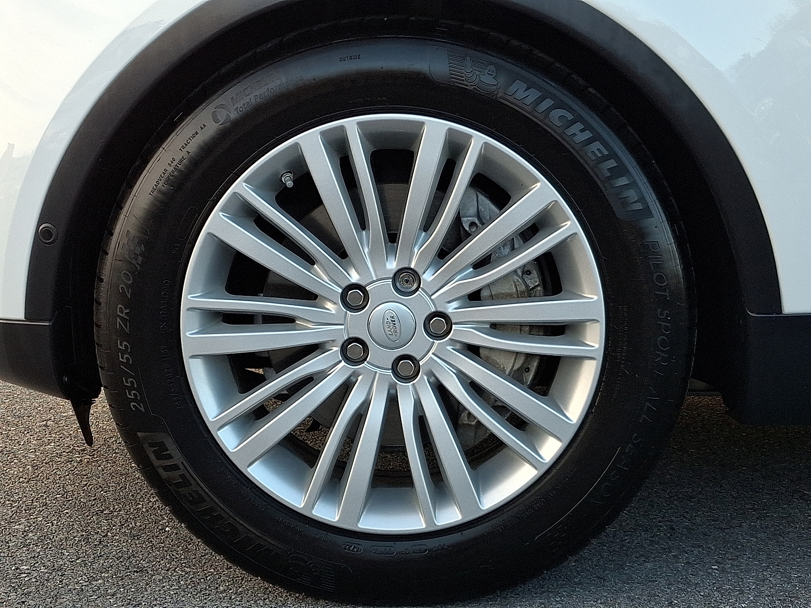 Used 2020 Land Rover Discovery HSE For Sale in Harrisburg, PA | Capital ...