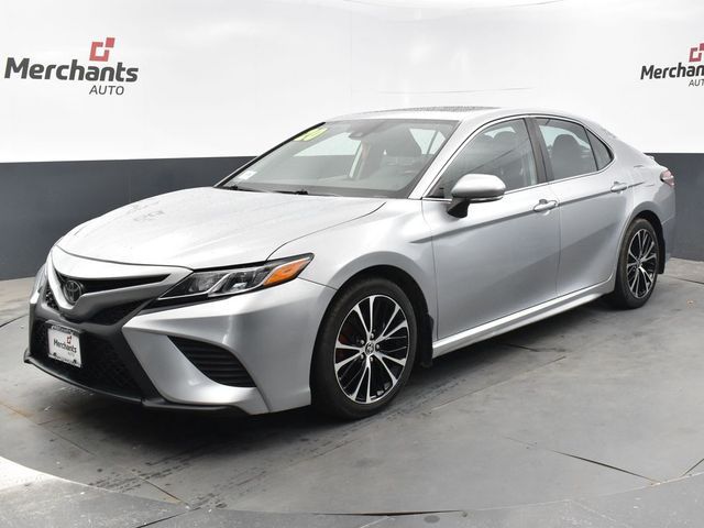 Used 2020 Toyota Camry SE For Sale in Hooksett, NH | Capital One Auto ...