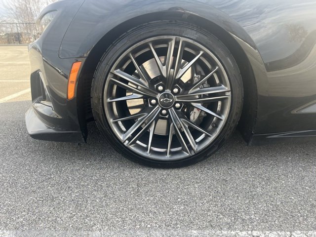 Used 2021 Chevrolet Camaro ZL1 For Sale in Avon, IN | Capital One Auto ...