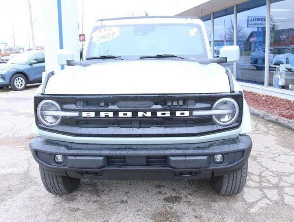Used 2021 Ford Bronco Outer+Banks For Sale in CHARLOTTE, MI | Capital ...