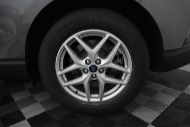 Used 2021 Ford Edge SEL For Sale in Ottawa, OH | Capital One Auto Navigator