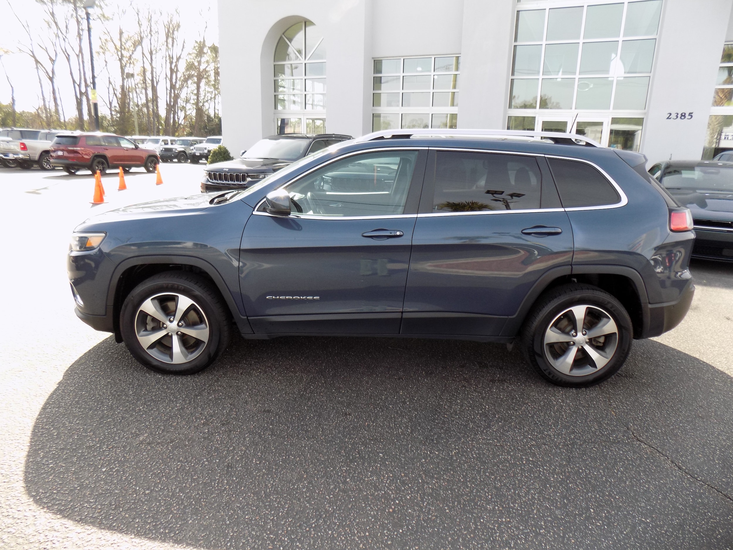 Used 2021 Jeep Cherokee Limited For Sale in Conway, SC | Capital One ...