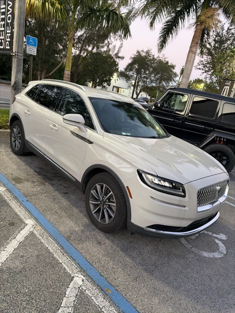 Used 2021 Lincoln Nautilus Standard For Sale in Doral, FL | Capital One Auto Navigator