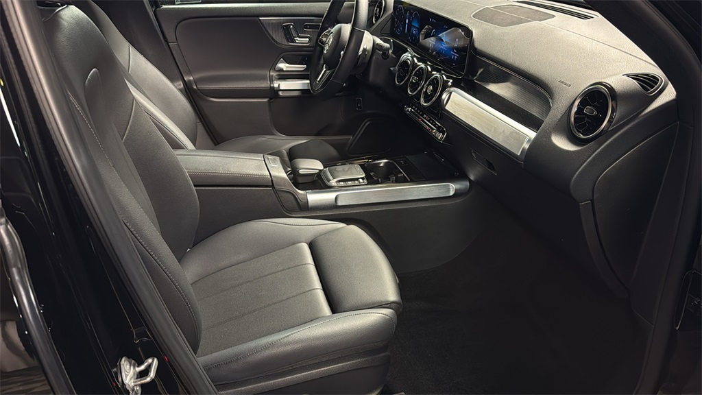 Used 2021 Mercedes-Benz GLB 250 For Sale in Rockville, MD | Capital One ...