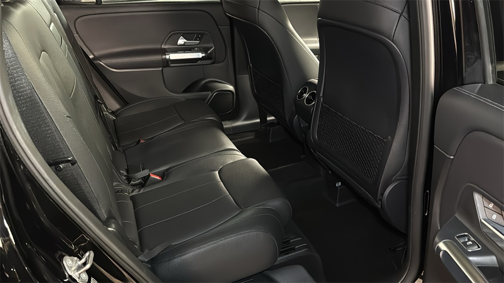 Used 2021 Mercedes-Benz GLB 250 For Sale in Rockville, MD | Capital One ...