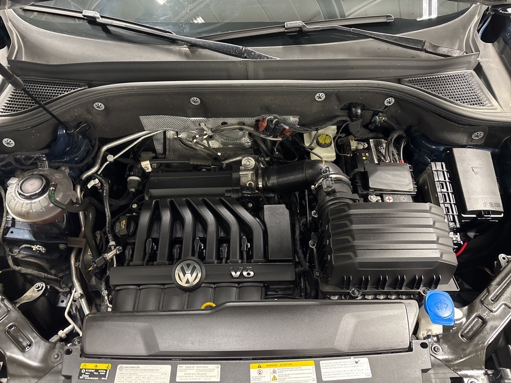 Used 2021 Volkswagen Atlas Cross Sport 3.6L V6 SEL Premium R-Line For ...