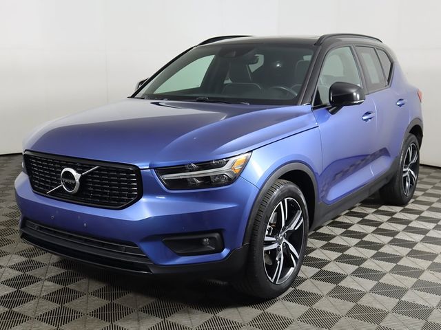 Used 2021 Volvo XC40 R-Design For Sale in Parma, OH | Capital One Auto ...