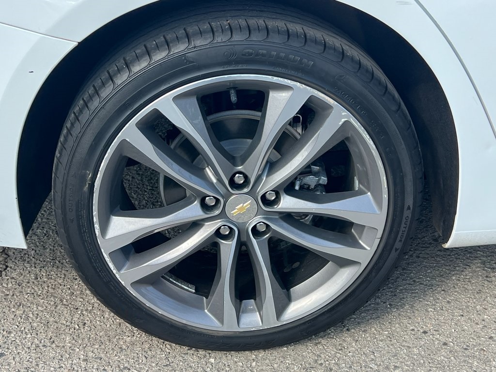 Certified Pre-owned 2022 Chevrolet Malibu LT For Sale in Los Angeles ...