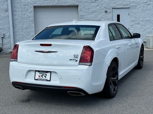 Certified pre-owned Chrysler 300 300C John Varvatos Luxury Edition For ...