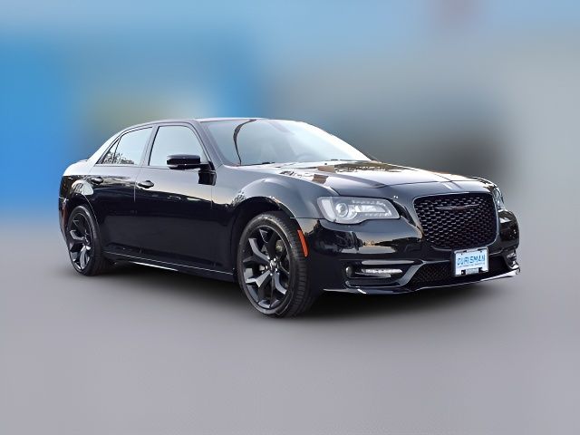 Certified pre-owned Chrysler 300 300C Luxury Series For Sale in ...