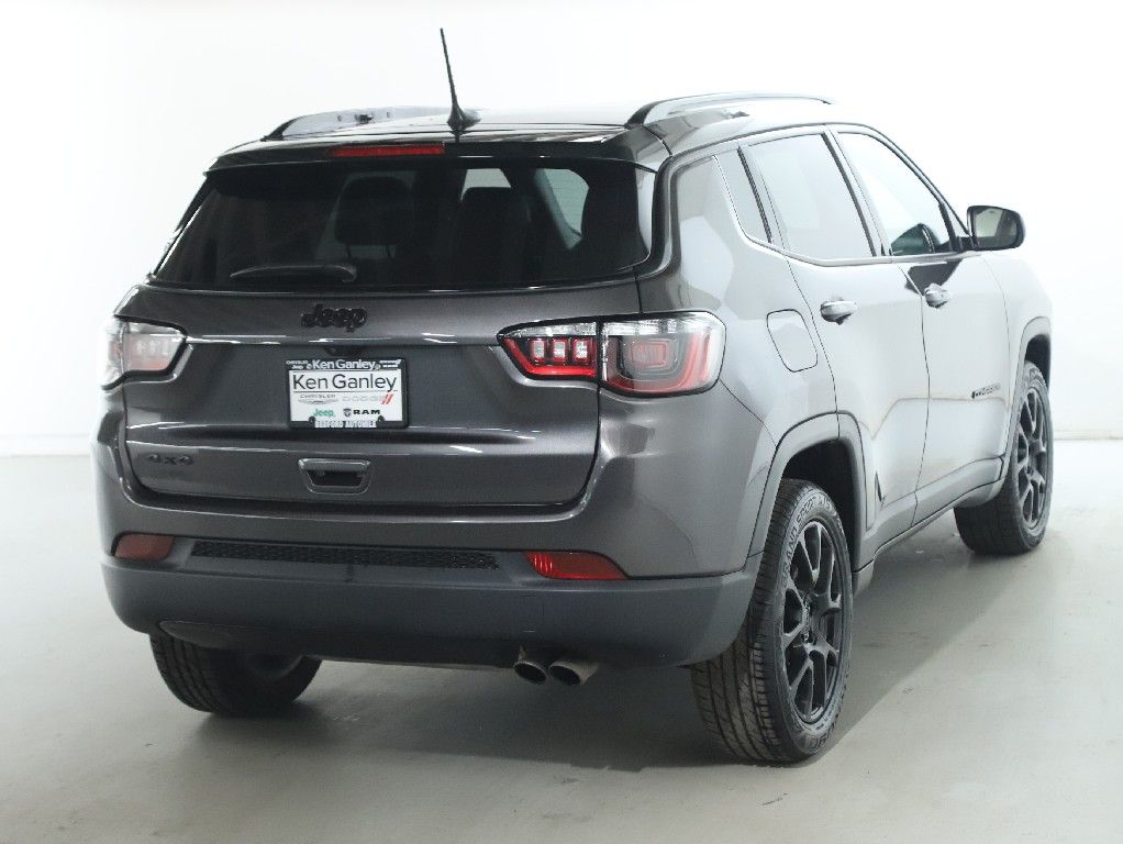 Used 2022 Jeep Compass Altitude For Sale in Bedford, OH | Capital One ...