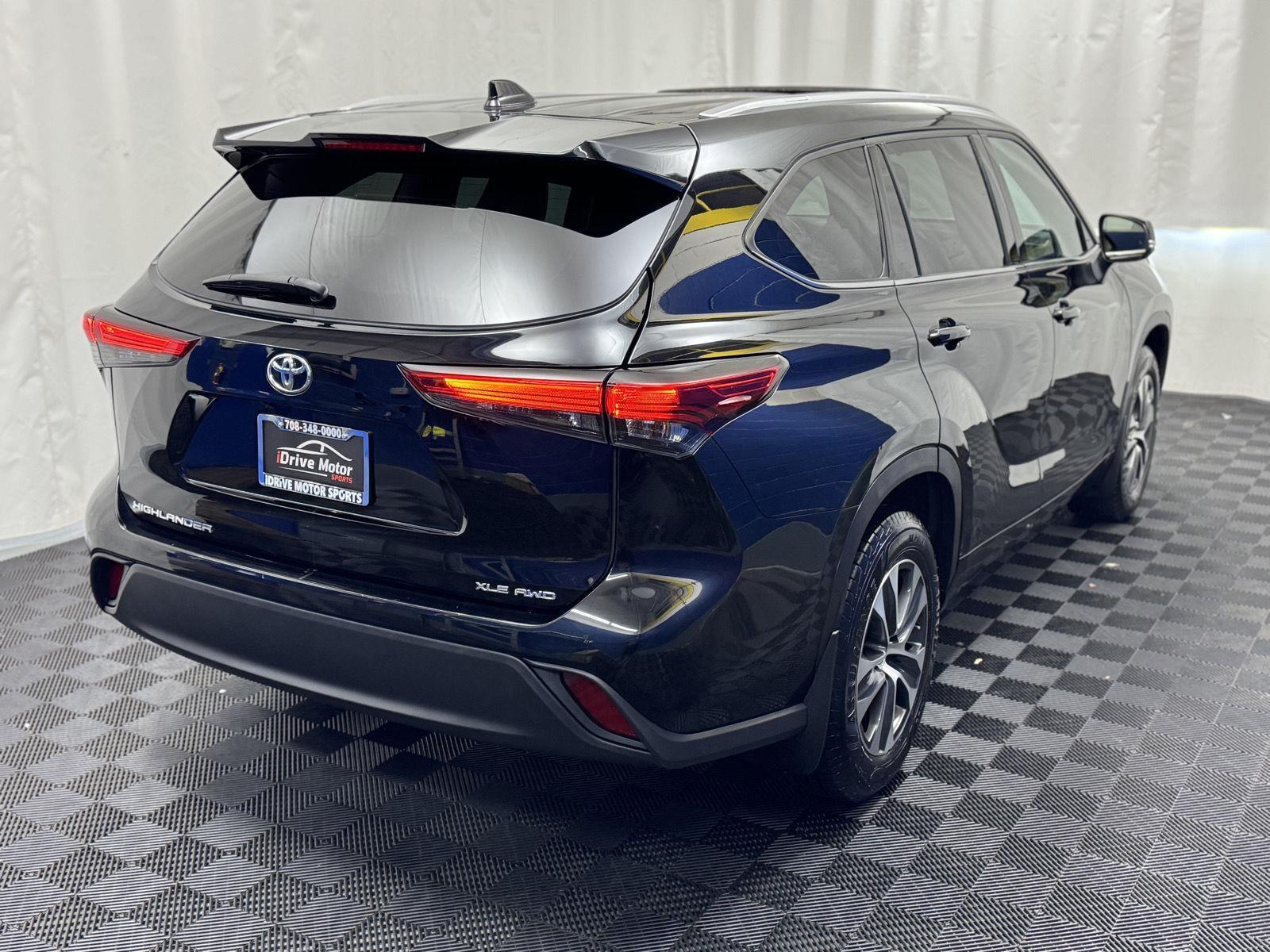 Used 2022 Toyota Highlander XLE For Sale in Berwyn, IL | Capital One ...