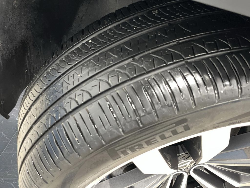 Used 2022 Volkswagen Atlas Cross Sport 3.6L V6 SEL Premium R-Line For ...