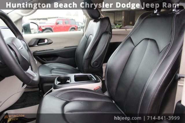 Used 2023 Chrysler Pacifica Touring-L For Sale in Huntington Beach, CA ...
