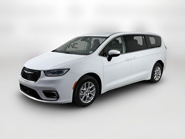 Used White Minivan For Sale Near Me | Auto Navigator