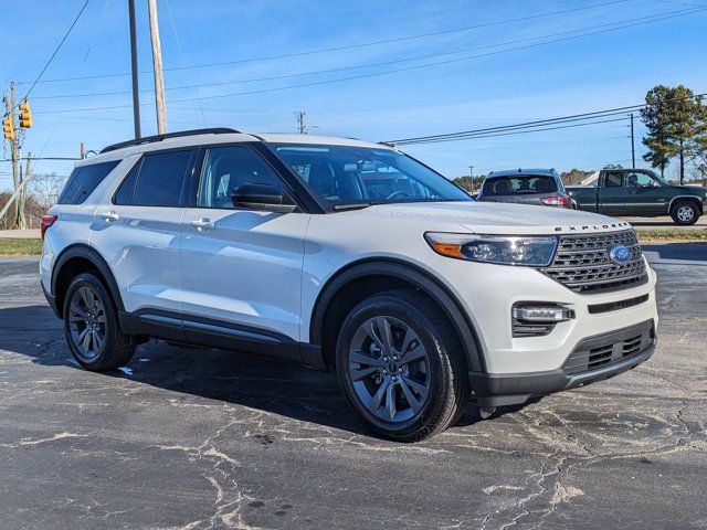 New Ford Explorer SUV Near Me | Capital One Auto Navigator