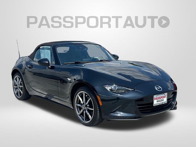 Used 2017 Mazda MX-5 Miata Grand Touring Convertible For Sale in ...