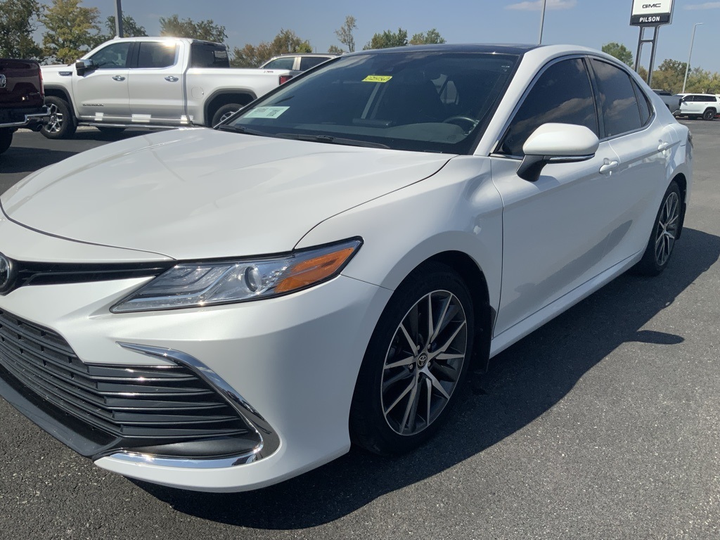 Used 2023 Toyota Camry XLE For Sale in Clinton, IN | Capital One Auto ...