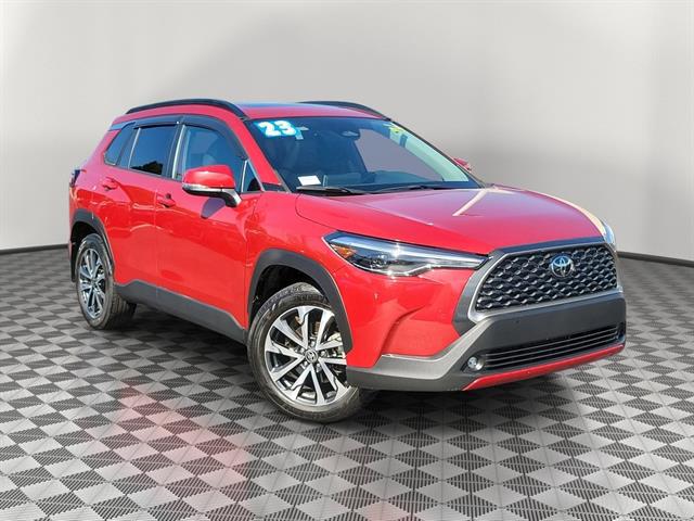 Used 2023 Toyota Corolla Cross XLE For Sale in Monroe, OH | Capital One ...