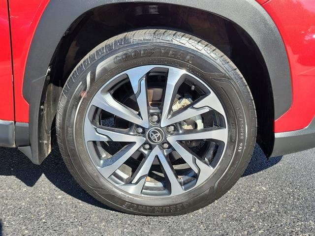 Used 2023 Toyota Corolla Cross XLE For Sale in Monroe, OH | Capital One ...