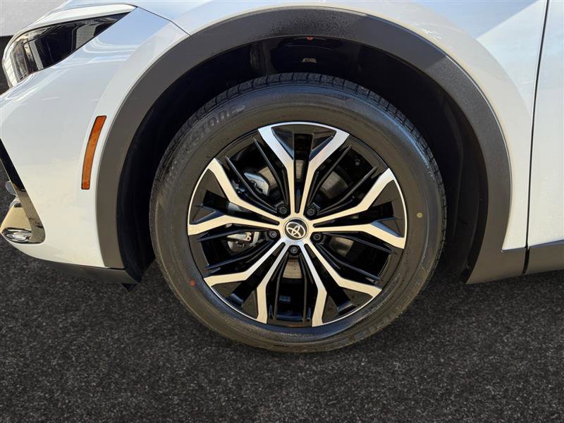 Certified Pre-owned 2023 Toyota Crown Limited For Sale in Alexandria ...