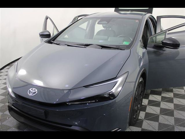 Used Silver Toyota Prius L Eco For Sale in Baltimore, MD | Auto Navigator