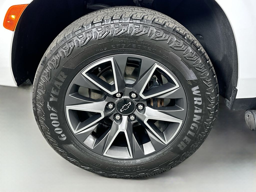 Used 2024 Chevrolet Tahoe Z71 For Sale in Round Rock, TX | Capital One ...