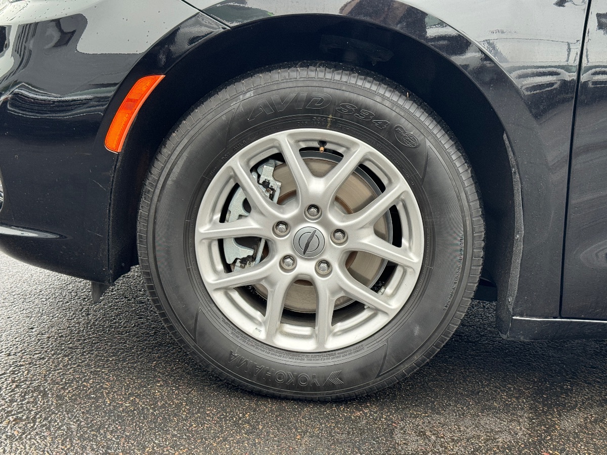 Used 2024 Chrysler Pacifica Touring-L For Sale in San Diego, CA ...