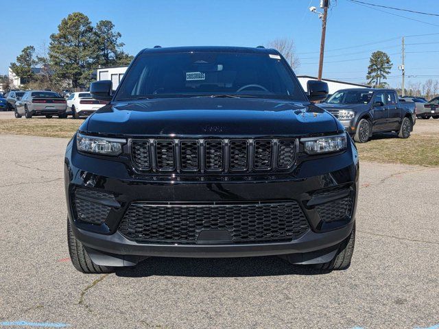 New 2025 Jeep Grand Cherokee Altitude SUV For Sale Near Me | Auto Navigator