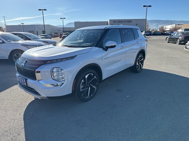 Used 2024 Mitsubishi Outlander Plug-In Hybrid SE For Sale in Reno, NV ...