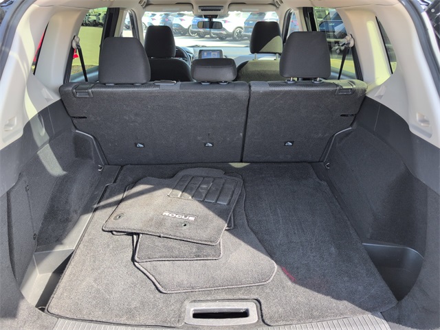 Used 2024 Nissan Rogue SV For Sale in D'Iberville, MS | Capital One ...